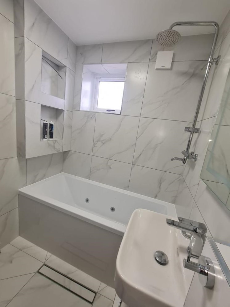 Calacatta Blanco Polished Marble Look Tile 60x60 cm I Tiles DIY